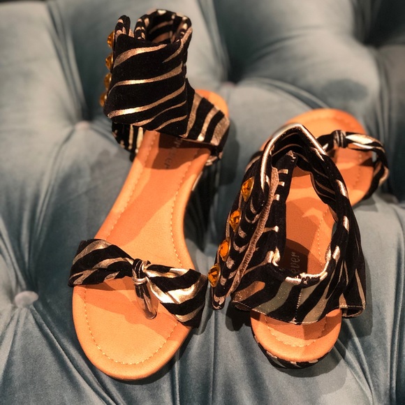 Forever 21 | Shoes | Brand New Beautiful Sandals | Poshmark